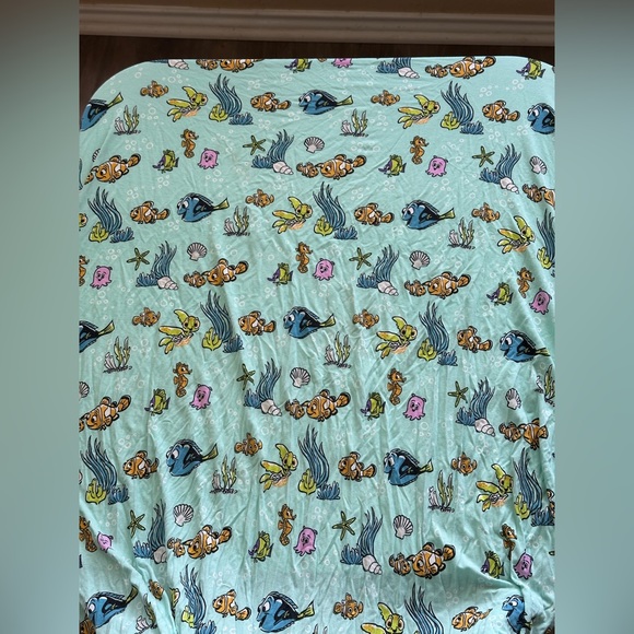 Little Sleepies | Bedding | Og Finding Nemo Little Sleepies Crib Sheet ...